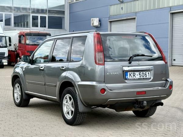 Серый Ниссан ИксТрейл 2006 в Рига, объемом двигателя 2.20 л и пробегом 320 тыс. км за 2450 €, фото 4 на AUTOMOTO.COM.LV