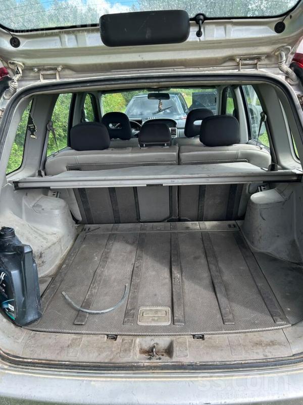 Grey Nissan X-Trail 2006 in Aizkraukle, with an engine capacity of 2.20 L and mileage of 246 thousand km for 1200 €, photo 7 on AUTOMOTO.COM.LV