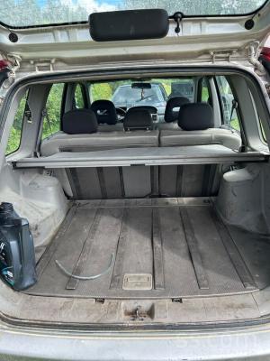 Grey Nissan X-Trail 2006 in Aizkraukle, with an engine capacity of 2.20 L and mileage of 246 thousand km for 1200 €, photo 8 on AUTOMOTO.COM.LV