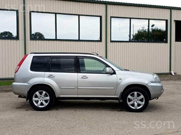 Grey Nissan X-Trail 2006 in Riga, with an engine capacity of 2.50 L and mileage of 0 thousand km for 1890 €, photo 3 on AUTOMOTO.COM.LV