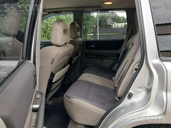 Grey Nissan X-Trail 2006 in Riga, with an engine capacity of 2.50 L and mileage of 0 thousand km for 1890 €, photo 8 on AUTOMOTO.COM.LV