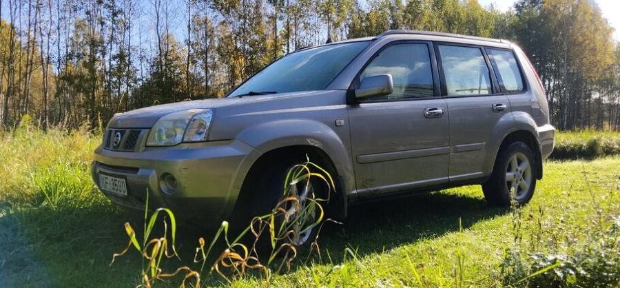 Pelēks Nissan X-Trail 2006 Bauska, ar dzinēja tilpumu 2.00 L un nobraukumu 330 tūkst. km par 499 €, foto 1 vietnē AUTOMOTO.COM.LV