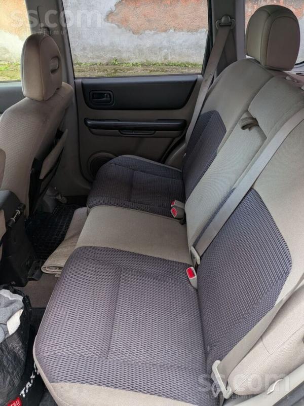 Grey Nissan X-Trail 2006 in Liepaja, with an engine capacity of 2.20 L and mileage of 192 thousand km for 2500 €, photo 10 on AUTOMOTO.COM.LV