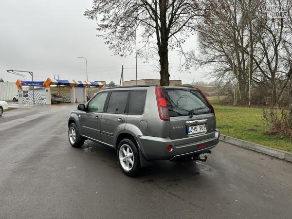 Grey Nissan X-Trail 2007 in Jurbarkas, with an engine capacity of 2.20 L and mileage of 340 thousand km for 2700 €, photo 2 on AUTOMOTO.COM.LV
