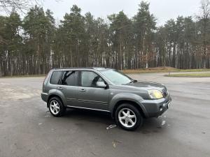 Grey Nissan X-Trail 2007 in Jurbarkas, with an engine capacity of 2.20 L and mileage of 340 thousand km for 2700 €, photo 4 on AUTOMOTO.COM.LV