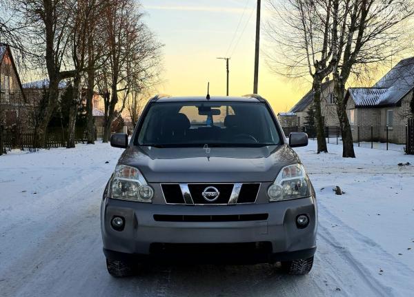 Pelēks Nissan X-Trail 2007 Marijampole, ar dzinēja tilpumu 2.00 L un nobraukumu 265 tūkst. km par 3999 €, foto 4 vietnē AUTOMOTO.COM.LV