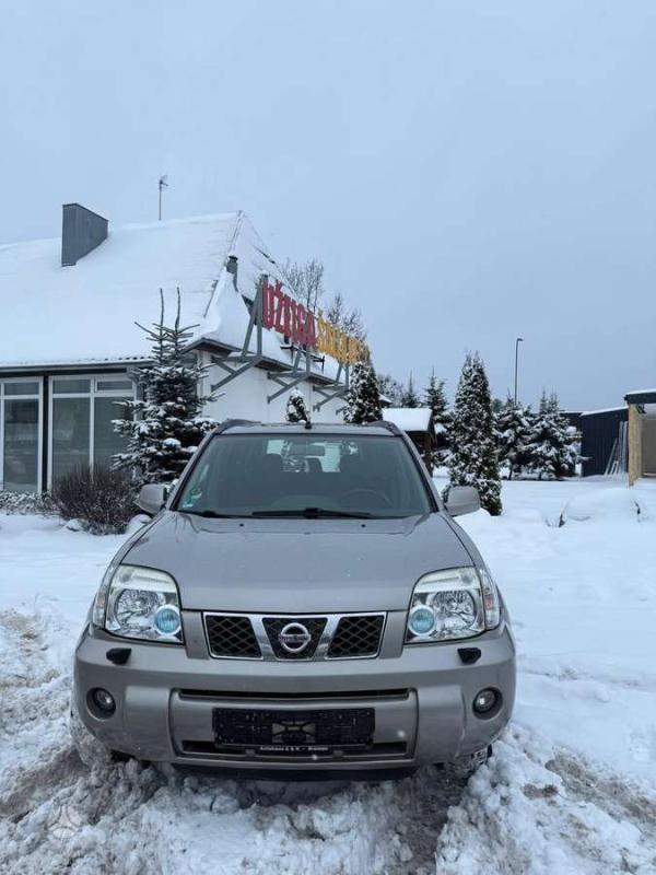 Grey Nissan X-Trail 2007 in Kaunas, with an engine capacity of 2.18 L and mileage of 220 thousand km for 2450 €, photo 2 on AUTOMOTO.COM.LV