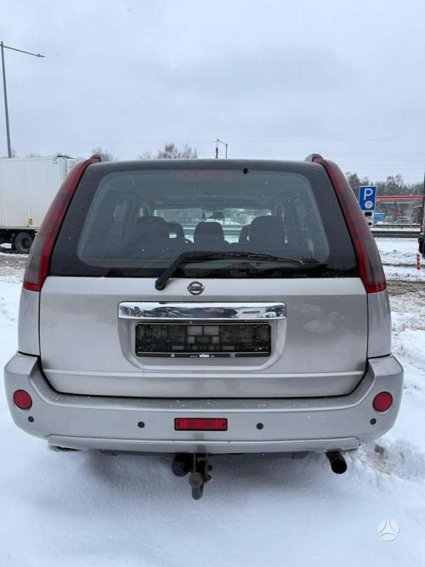Grey Nissan X-Trail 2007 in Kaunas, with an engine capacity of 2.18 L and mileage of 220 thousand km for 2450 €, photo 4 on AUTOMOTO.COM.LV