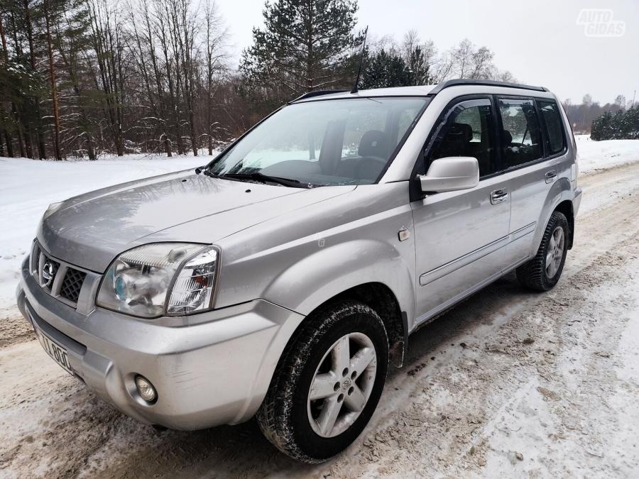 Grey Nissan X-Trail 2007 in Mazeikiai, with an engine capacity of 2.20 L and mileage of 234 thousand km for 3900 €, photo 1 on AUTOMOTO.COM.LV