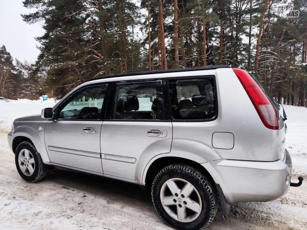 Grey Nissan X-Trail 2007 in Mazeikiai, with an engine capacity of 2.20 L and mileage of 234 thousand km for 3900 €, photo 6 on AUTOMOTO.COM.LV