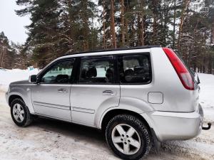 Grey Nissan X-Trail 2007 in Mazeikiai, with an engine capacity of 2.20 L and mileage of 234 thousand km for 3900 €, photo 6 on AUTOMOTO.COM.LV