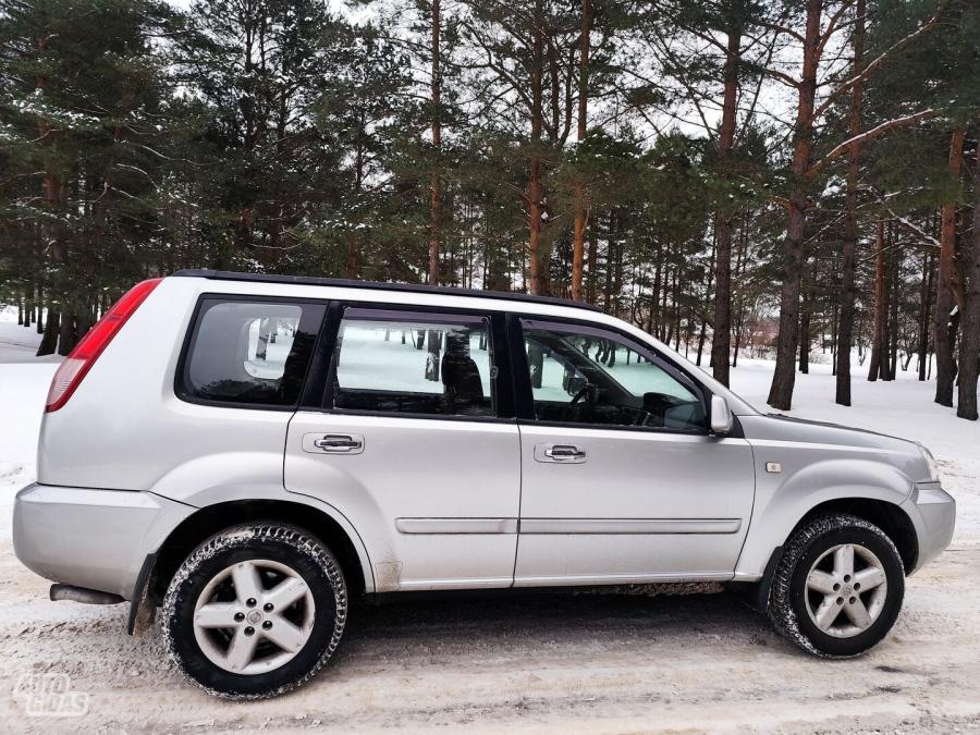 Grey Nissan X-Trail 2007 in Mazeikiai, with an engine capacity of 2.20 L and mileage of 234 thousand km for 3900 €, photo 8 on AUTOMOTO.COM.LV