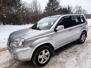 Grey Nissan X-Trail 2007 in Mazeikiai, with an engine capacity of 2.20 L and mileage of 234 thousand km for 3900 €, photo 10 on AUTOMOTO.COM.LV