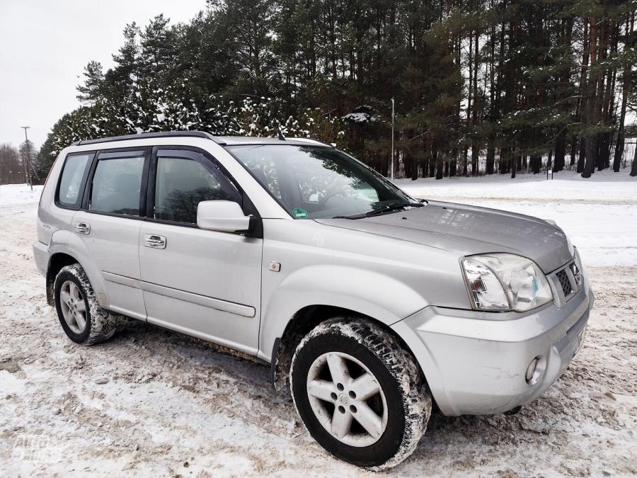 Grey Nissan X-Trail 2007 in Mazeikiai, with an engine capacity of 2.20 L and mileage of 234 thousand km for 3900 €, photo 23 on AUTOMOTO.COM.LV
