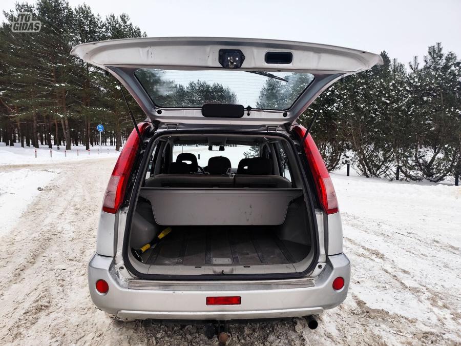 Grey Nissan X-Trail 2007 in Mazeikiai, with an engine capacity of 2.20 L and mileage of 234 thousand km for 3900 €, photo 30 on AUTOMOTO.COM.LV