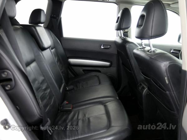 Pelēks Nissan X-Trail 2007 Tallina, ar dzinēja tilpumu 2.00 L un nobraukumu 257 tūkst. km par 2499 €, foto 7 vietnē AUTOMOTO.COM.LV