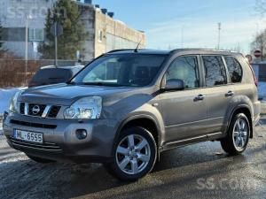 Pelēks Nissan X-Trail 2007 Jelgava, ar dzinēja tilpumu 2.00 L un nobraukumu 301 tūkst. km par 3850 €, foto 3 vietnē AUTOMOTO.COM.LV