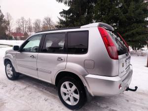 Grey Nissan X-Trail 2007 in Mazeikiai, with an engine capacity of 2.20 L and mileage of 194 thousand km for 4200 €, photo 4 on AUTOMOTO.COM.LV