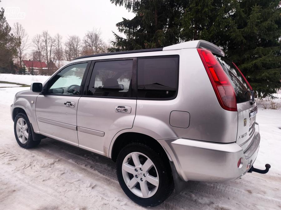 Grey Nissan X-Trail 2007 in Mazeikiai, with an engine capacity of 2.20 L and mileage of 194 thousand km for 4200 €, photo 21 on AUTOMOTO.COM.LV