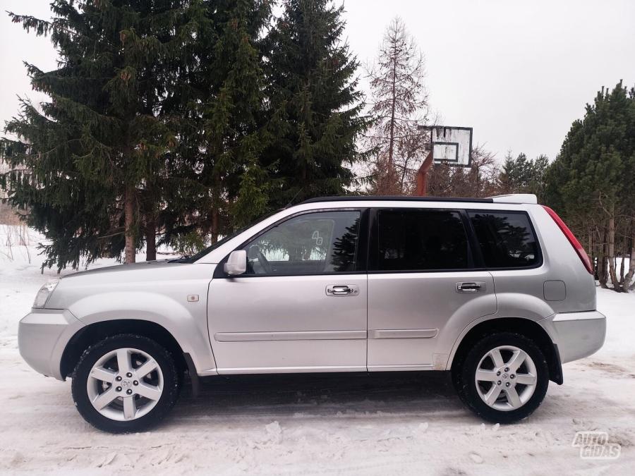 Grey Nissan X-Trail 2007 in Mazeikiai, with an engine capacity of 2.20 L and mileage of 194 thousand km for 4200 €, photo 22 on AUTOMOTO.COM.LV