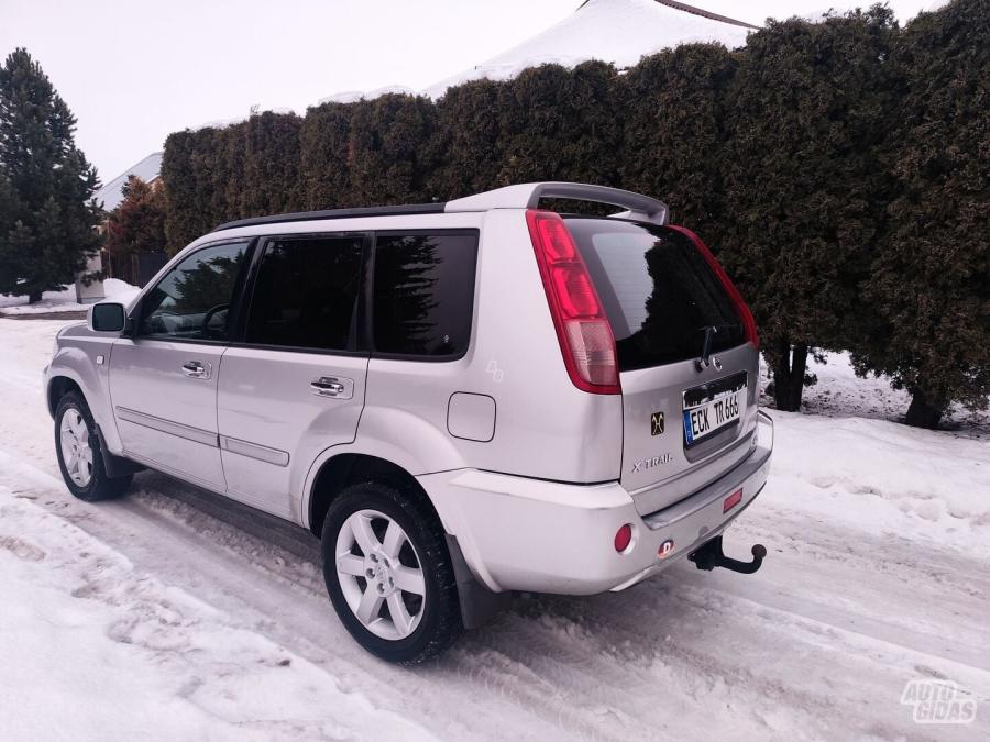 Grey Nissan X-Trail 2007 in Mazeikiai, with an engine capacity of 2.20 L and mileage of 194 thousand km for 4200 €, photo 24 on AUTOMOTO.COM.LV