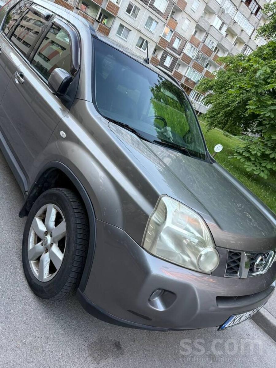 Pelēks Nissan X-Trail 2007 Rīga, ar dzinēja tilpumu 2.00 L un nobraukumu 290 tūkst. km par 2800 €, foto 4 vietnē AUTOMOTO.COM.LV