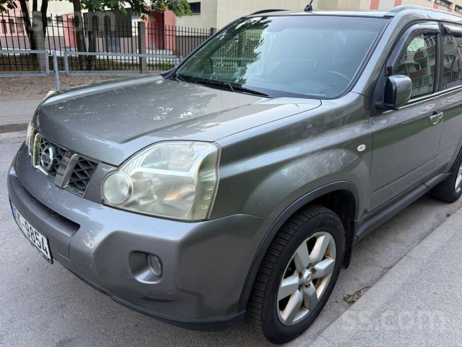 Pelēks Nissan X-Trail 2007 Rīga, ar dzinēja tilpumu 2.00 L un nobraukumu 290 tūkst. km par 2800 €, foto 5 vietnē AUTOMOTO.COM.LV