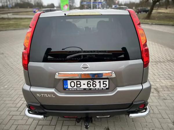 Pelēks Nissan X-Trail 2007 Jēkabpils, ar dzinēja tilpumu 2.00 L un nobraukumu 255 tūkst. km par 5990 €, foto 7 vietnē AUTOMOTO.COM.LV