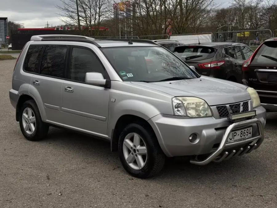 Grey Nissan X-Trail 2007 in Liepaja, with an engine capacity of 2.20 L and mileage of 284 thousand km for 2500 €, photo 5 on AUTOMOTO.COM.LV