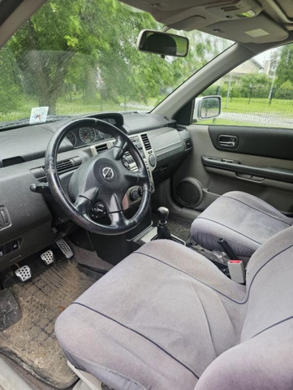 Grey Nissan X-Trail 2007 in Otepaa, with an engine capacity of 0.00 L and mileage of 166 thousand km for 3000 €, photo 6 on AUTOMOTO.COM.LV