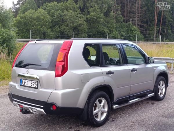 Grey Nissan X-Trail 2007 in Vilnius, with an engine capacity of 2.00 L and mileage of 201 thousand km for 4700 €, photo 4 on AUTOMOTO.COM.LV