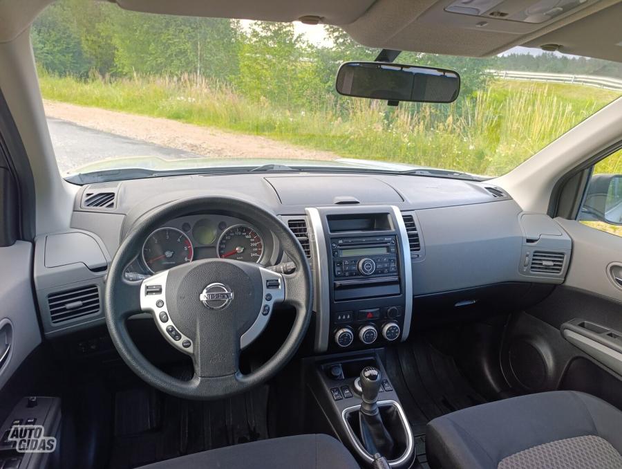 Grey Nissan X-Trail 2007 in Vilnius, with an engine capacity of 2.00 L and mileage of 201 thousand km for 4700 €, photo 15 on AUTOMOTO.COM.LV
