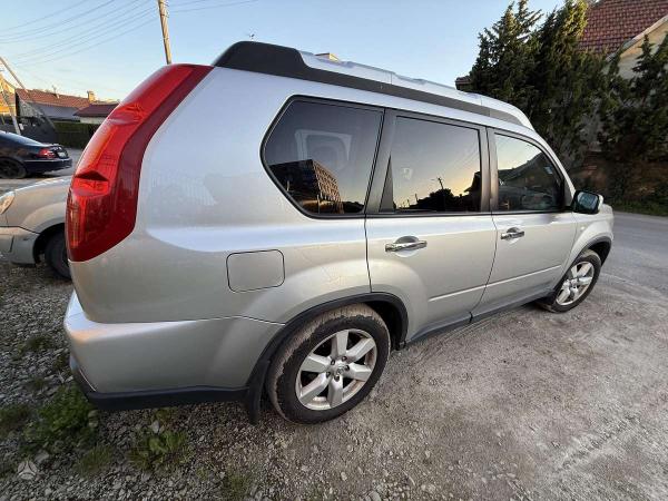 Grey Nissan X-Trail 2007 in Kaunas, with an engine capacity of 2.00 L and mileage of 240 thousand km for 2999 €, photo 3 on AUTOMOTO.COM.LV