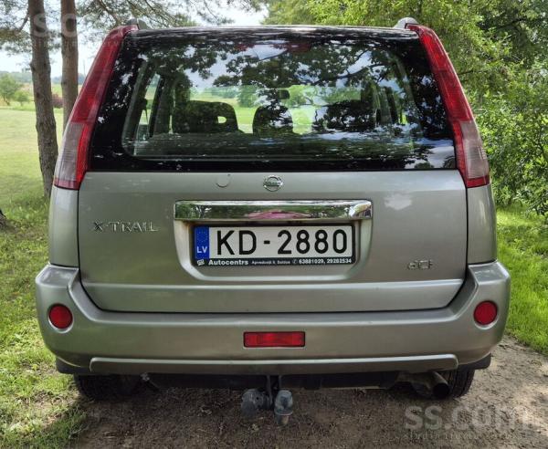Grey Nissan X-Trail 2007 in Saldus, with an engine capacity of 2.20 L and mileage of 290 thousand km for 3100 €, photo 5 on AUTOMOTO.COM.LV