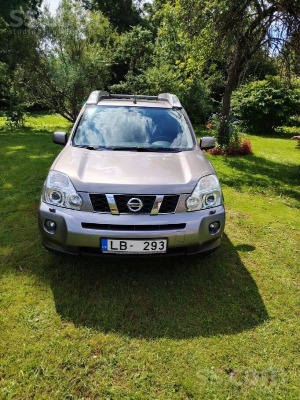 Pelēks Nissan X-Trail 2007 Balvi, ar dzinēja tilpumu 2.00 L un nobraukumu 352 tūkst. km par 3995 €, foto 2 vietnē AUTOMOTO.COM.LV