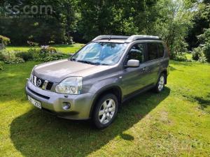 Pelēks Nissan X-Trail 2007 Balvi, ar dzinēja tilpumu 2.00 L un nobraukumu 352 tūkst. km par 3995 €, foto 4 vietnē AUTOMOTO.COM.LV