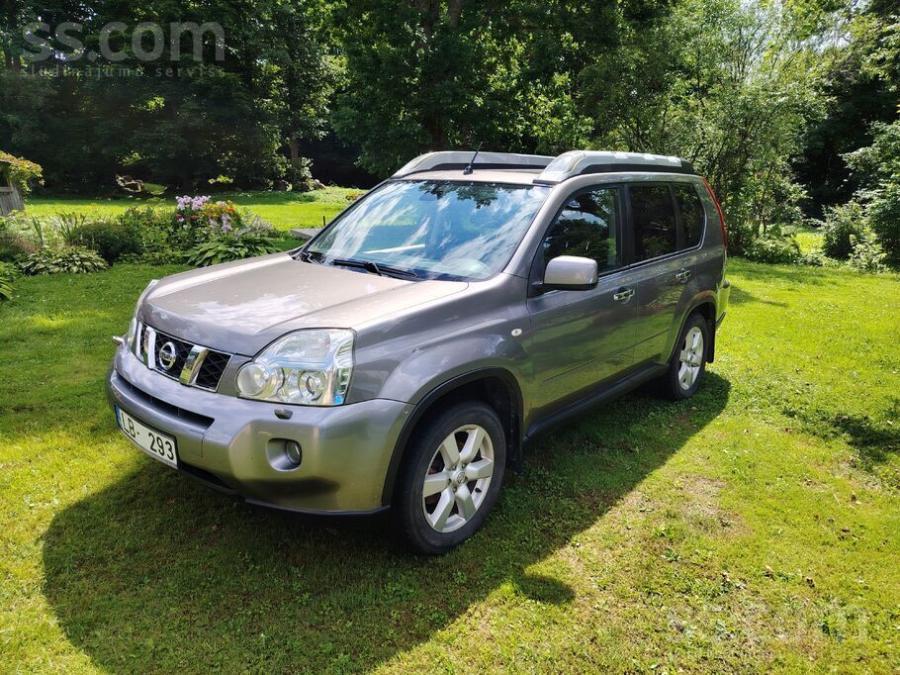 Pelēks Nissan X-Trail 2007 Balvi, ar dzinēja tilpumu 2.00 L un nobraukumu 352 tūkst. km par 3995 €, foto 4 vietnē AUTOMOTO.COM.LV