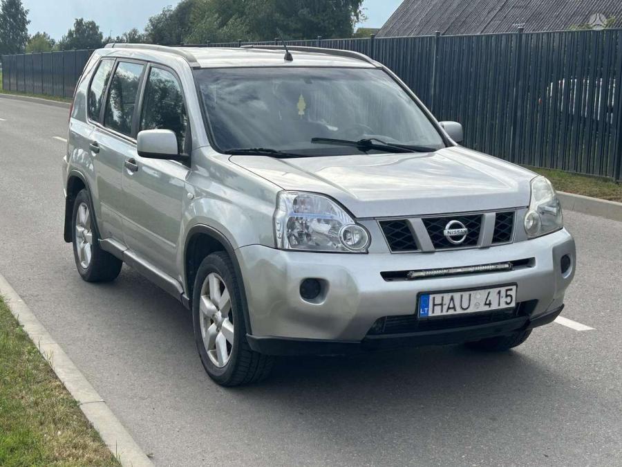 Pelēks Nissan X-Trail 2007 Ukmergė, ar dzinēja tilpumu 2.00 L un nobraukumu 455 tūkst. km par 2650 €, foto 3 vietnē AUTOMOTO.COM.LV