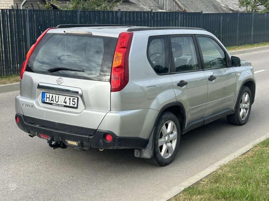 Pelēks Nissan X-Trail 2007 Ukmergė, ar dzinēja tilpumu 2.00 L un nobraukumu 455 tūkst. km par 2650 €, foto 4 vietnē AUTOMOTO.COM.LV
