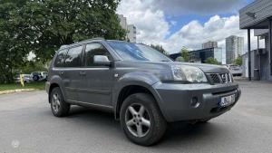 Pelēks Nissan X-Trail 2007 Viļņa, ar dzinēja tilpumu 2.18 L un nobraukumu 303 tūkst. km par 2600 €, foto 3 vietnē AUTOMOTO.COM.LV