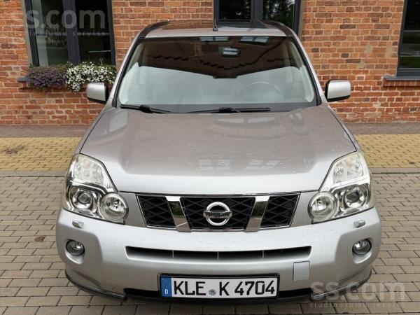 Grey Nissan X-Trail 2007 in Riga, with an engine capacity of 2.00 L and mileage of 201 thousand km for 5750 €, photo 3 on AUTOMOTO.COM.LV