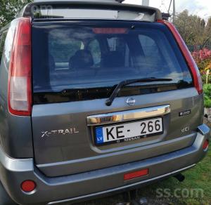 Pelēks Nissan X-Trail 2007 Tukums, ar dzinēja tilpumu 2.20 L un nobraukumu 306 tūkst. km par 2650 €, foto 4 vietnē AUTOMOTO.COM.LV