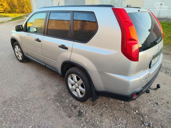 Pelēks Nissan X-Trail 2007 Utena, ar dzinēja tilpumu 2.00 L un nobraukumu 212 tūkst. km par 2600 €, foto 10 vietnē AUTOMOTO.COM.LV