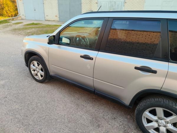Pelēks Nissan X-Trail 2007 Utena, ar dzinēja tilpumu 2.00 L un nobraukumu 212 tūkst. km par 2600 €, foto 11 vietnē AUTOMOTO.COM.LV