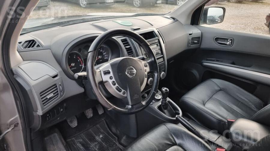 Pelēks Nissan X-Trail 2007 Cēsis, ar dzinēja tilpumu 2.00 L un nobraukumu 292 tūkst. km par 3800 €, foto 21 vietnē AUTOMOTO.COM.LV