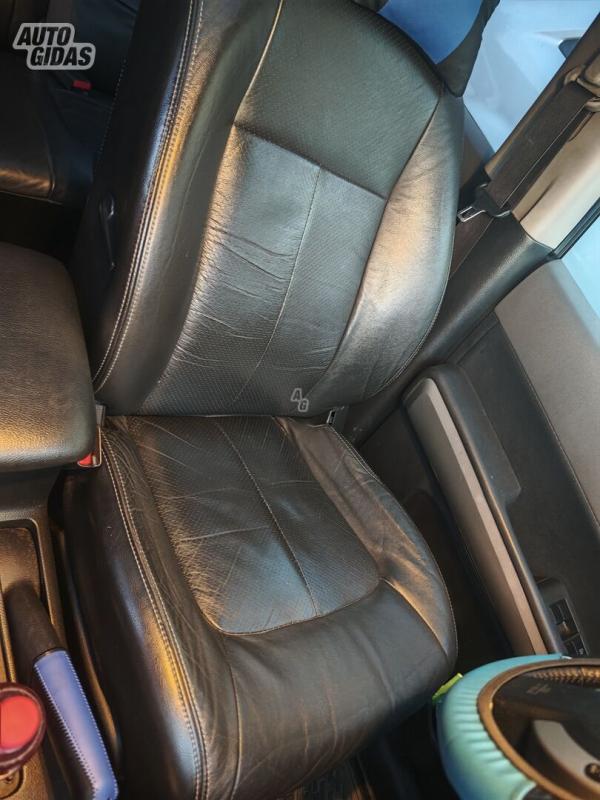 Pelēks Nissan X-Trail 2007 Viļņa, ar dzinēja tilpumu 2.00 L un nobraukumu 225 tūkst. km par 4500 €, foto 11 vietnē AUTOMOTO.COM.LV