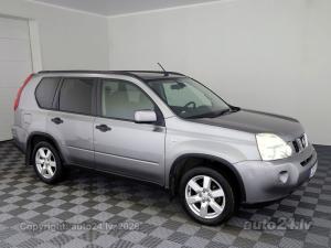 Pelēks Nissan X-Trail 2007 Tallina, ar dzinēja tilpumu 2.00 L un nobraukumu 284 tūkst. km par 2999 €, foto  vietnē AUTOMOTO.COM.LV