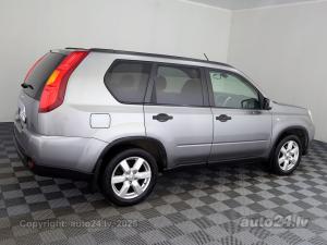 Grey Nissan X-Trail 2007 in Tallinn, with an engine capacity of 2.00 L and mileage of 284 thousand km for 2999 €, photo 4 on AUTOMOTO.COM.LV