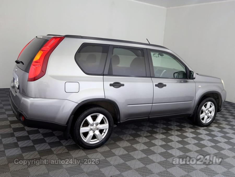 Grey Nissan X-Trail 2007 in Tallinn, with an engine capacity of 2.00 L and mileage of 284 thousand km for 2999 €, photo 4 on AUTOMOTO.COM.LV