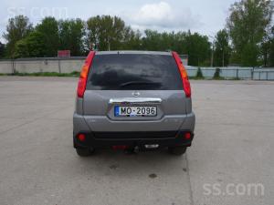 Grey Nissan X-Trail 2008 in Riga, with an engine capacity of 2.00 L and mileage of 276 thousand km for 1200 €, photo 4 on AUTOMOTO.COM.LV